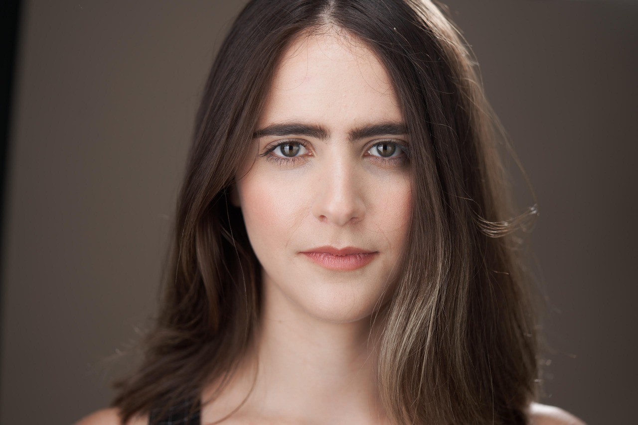 Ana Guzmán - Dapper Magazine