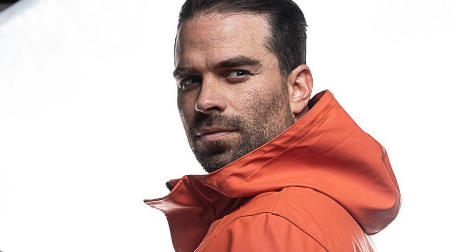 Alejandro Nones: en todos lados - Dapper Magazine