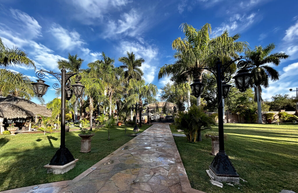 Hacienda La Encantada, uno de los sitios más icónicos del norte de ...