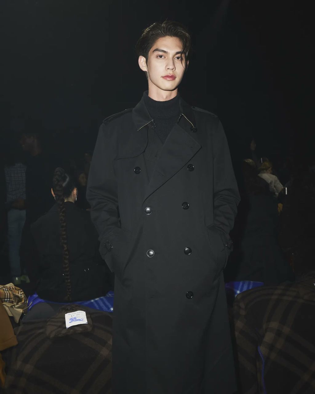 Daniel Lee debuta en Londres para Burberry - Dapper Magazine