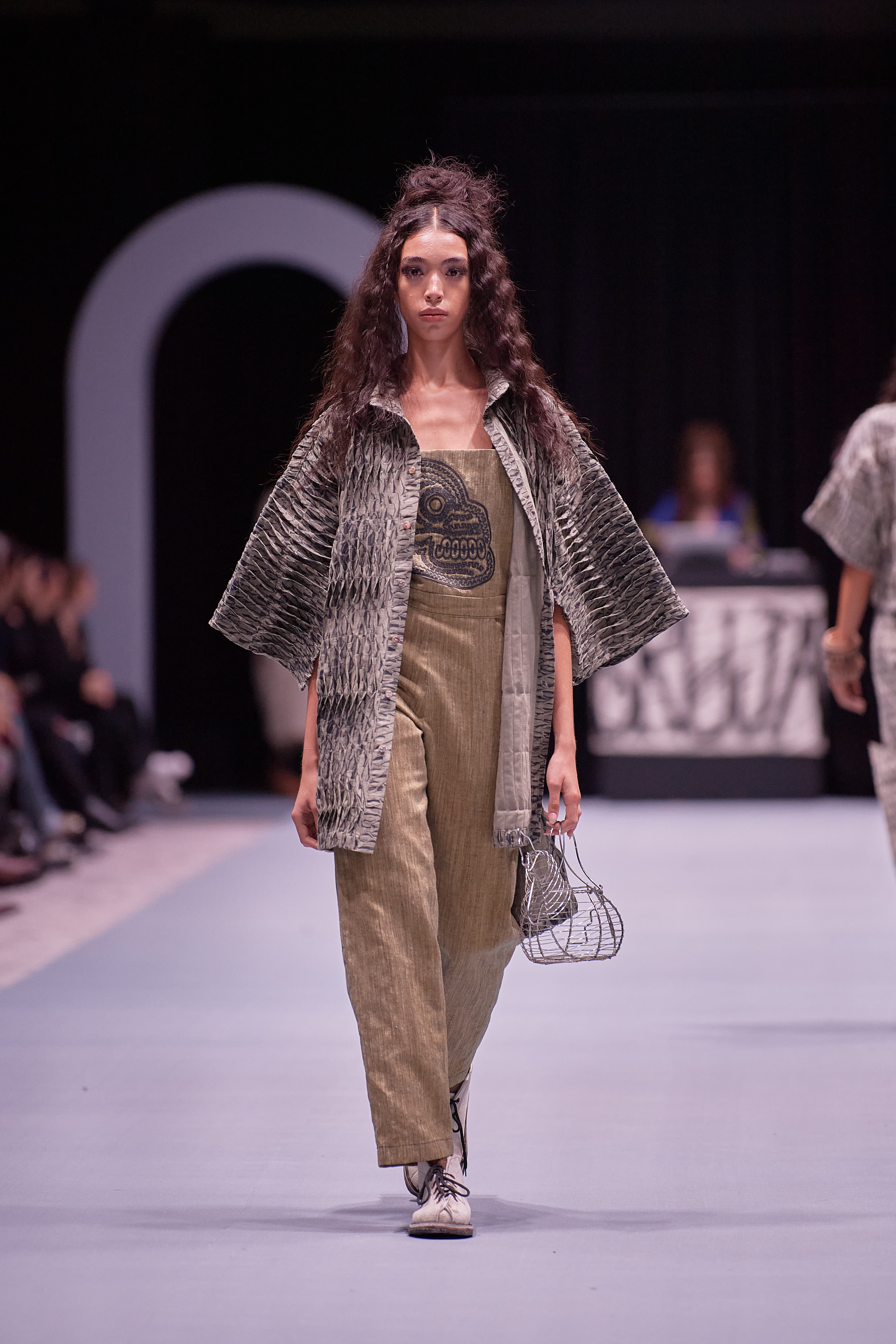 Revive el primer día de Mercedes-Benz Fashion Week México presentado ...