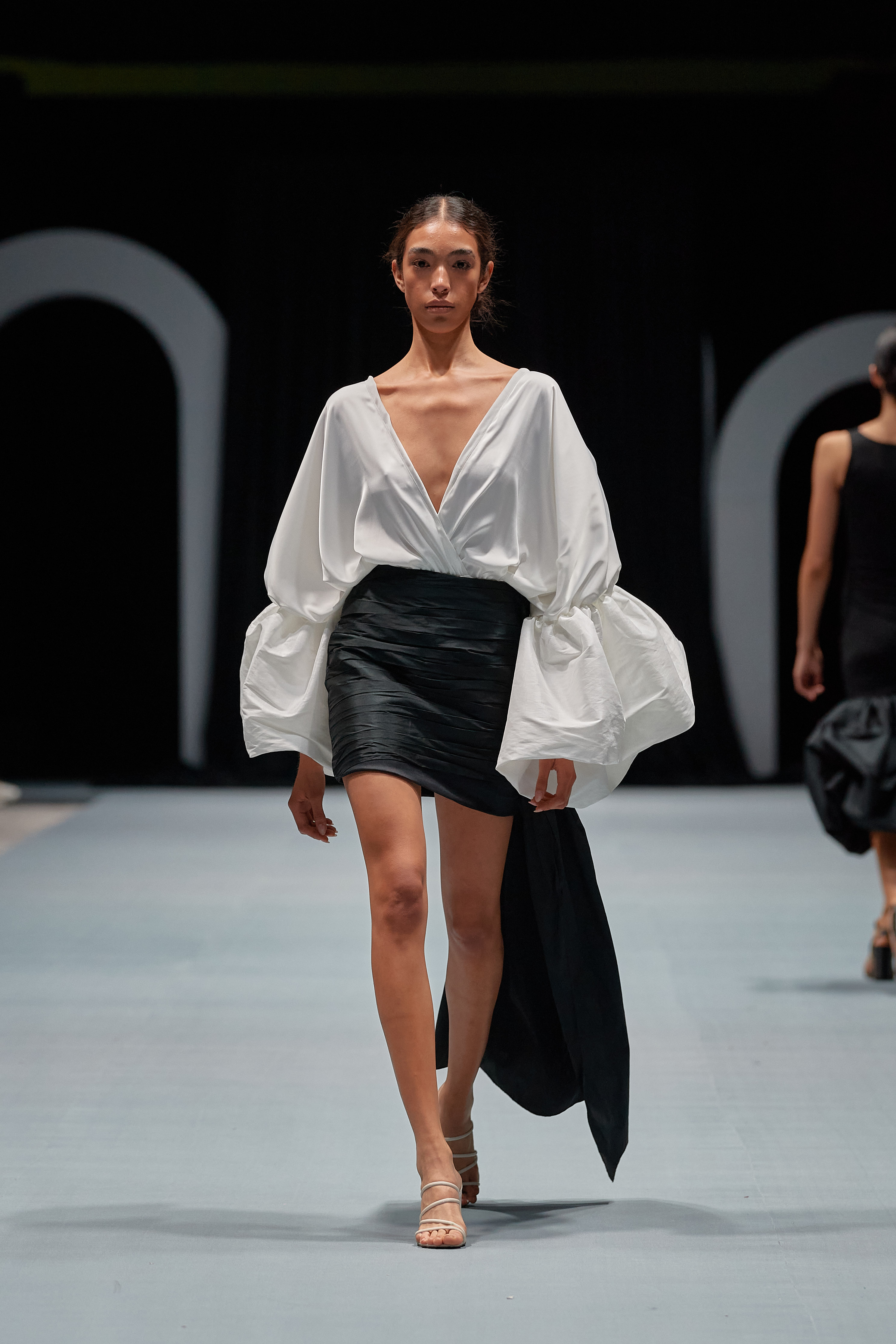 Revive el primer día de Mercedes-Benz Fashion Week México presentado ...