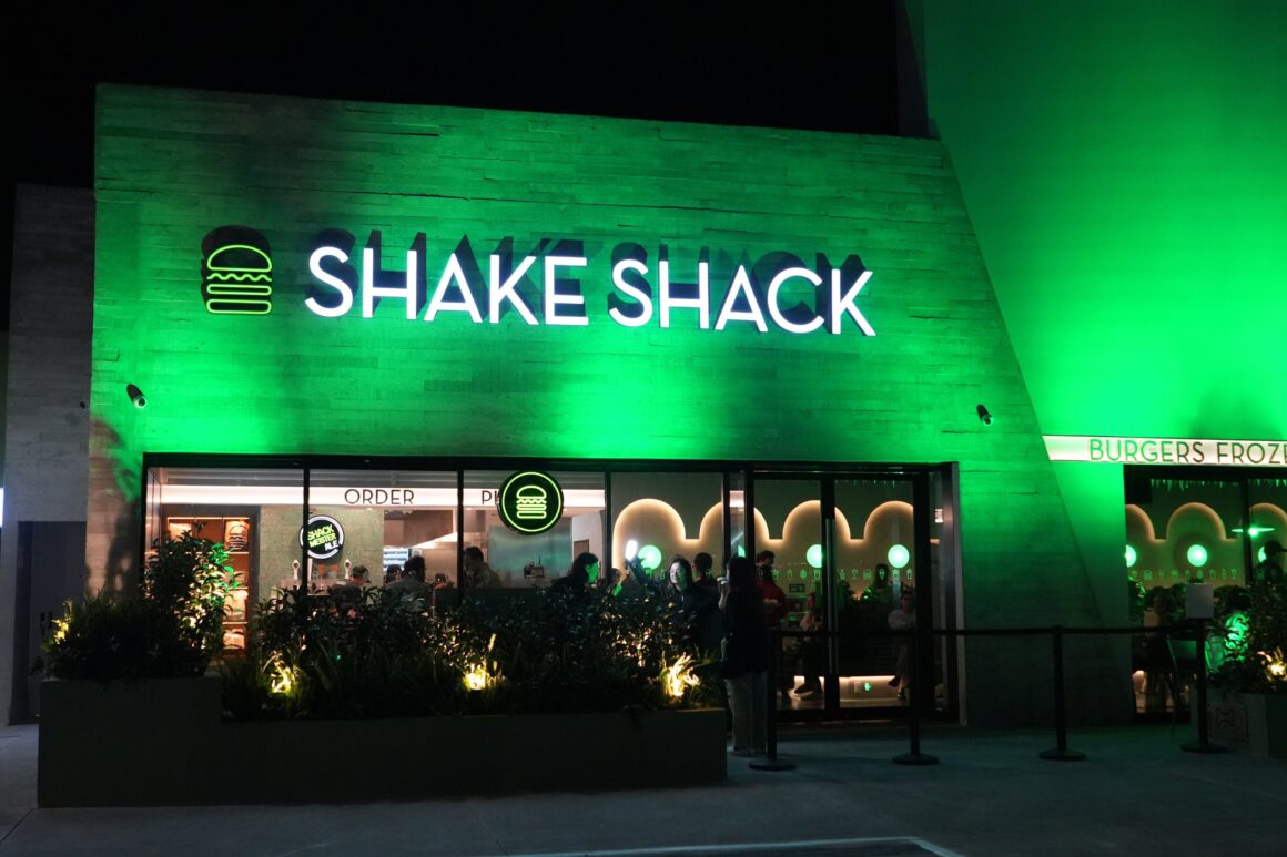 Shake Shack: el icónico sabor estadounidense en hamburguesas - Dapper ...