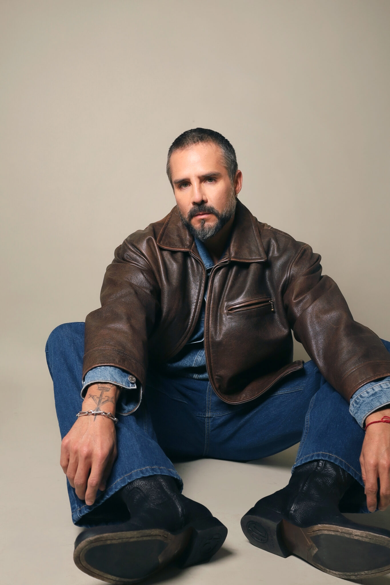 José Ron: 20 años de evolución artística - Dapper Magazine