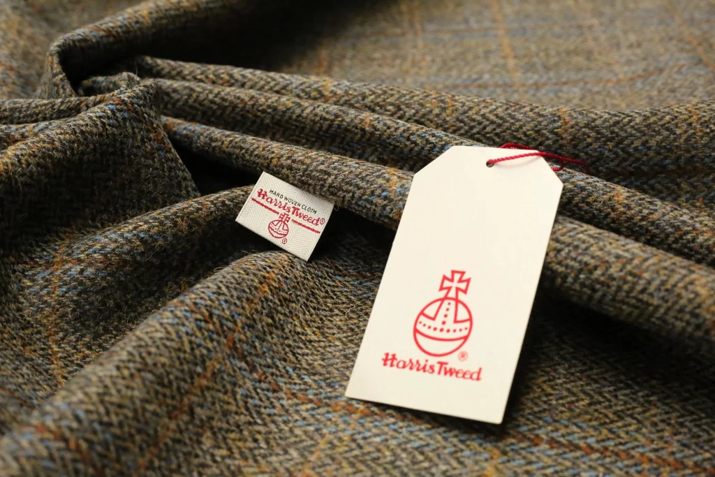 Harris Tweed: El traje que define la elegancia atemporal - Dapper Magazine